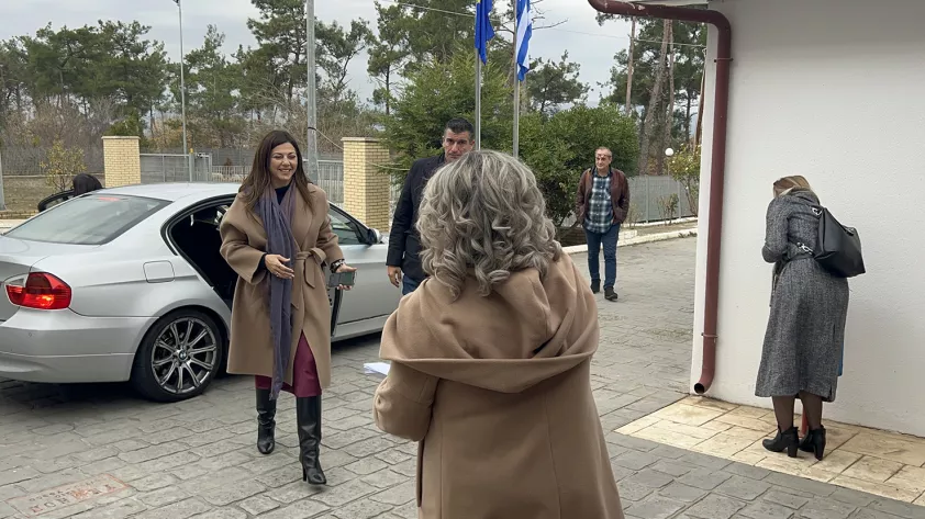 Άλλους τους ψάχνουμε, άλλοι έρχονται μόνοι τους | xronos.gr